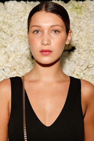 Bella Hadid Covers 'Unconditional' In Minimal Makeup And Insanely ...