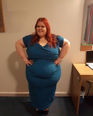 7 Women On Why They Embrace Their Visible Belly Outlines