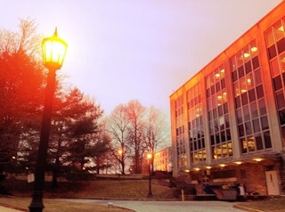 9 Creepy College Libraries With Stories That Will Completely Freak You ...