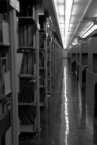 9 Creepy College Libraries With Stories That Will Completely Freak You ...