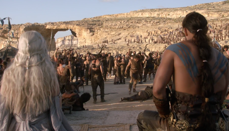 14 'Game of Thrones' Things You Missed From The Series' Pilot | Bustle