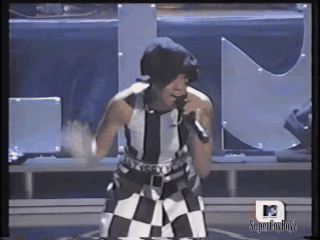 9 Dance Moves From TLC’s 1995 VMAs Performance That Are Forever Iconic